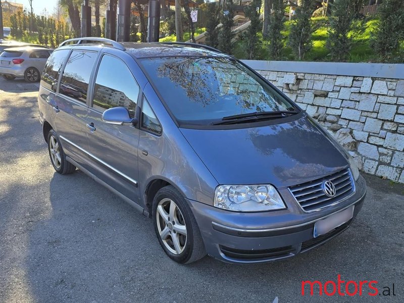 2009' Volkswagen Sharan for sale Tirane, Albania
