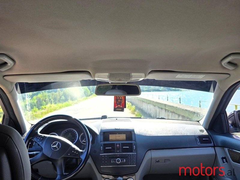 2007' Mercedes-Benz C 220 për shitje . Tiranë, Shqipëri
