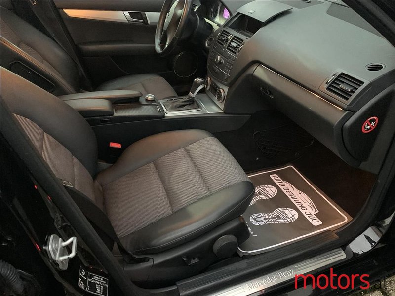 2009' Mercedes-Benz C 200 for sale 🔹 Fier, Albania